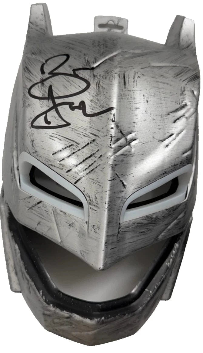 Ben Affleck Signed Batman Armored Mask - Beckett DC