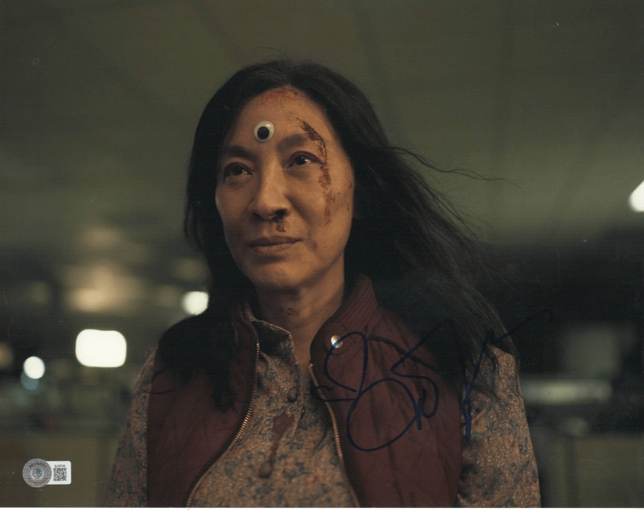 Michelle Yeoh Authentic Autographed 11x14 Photo Beckett COA