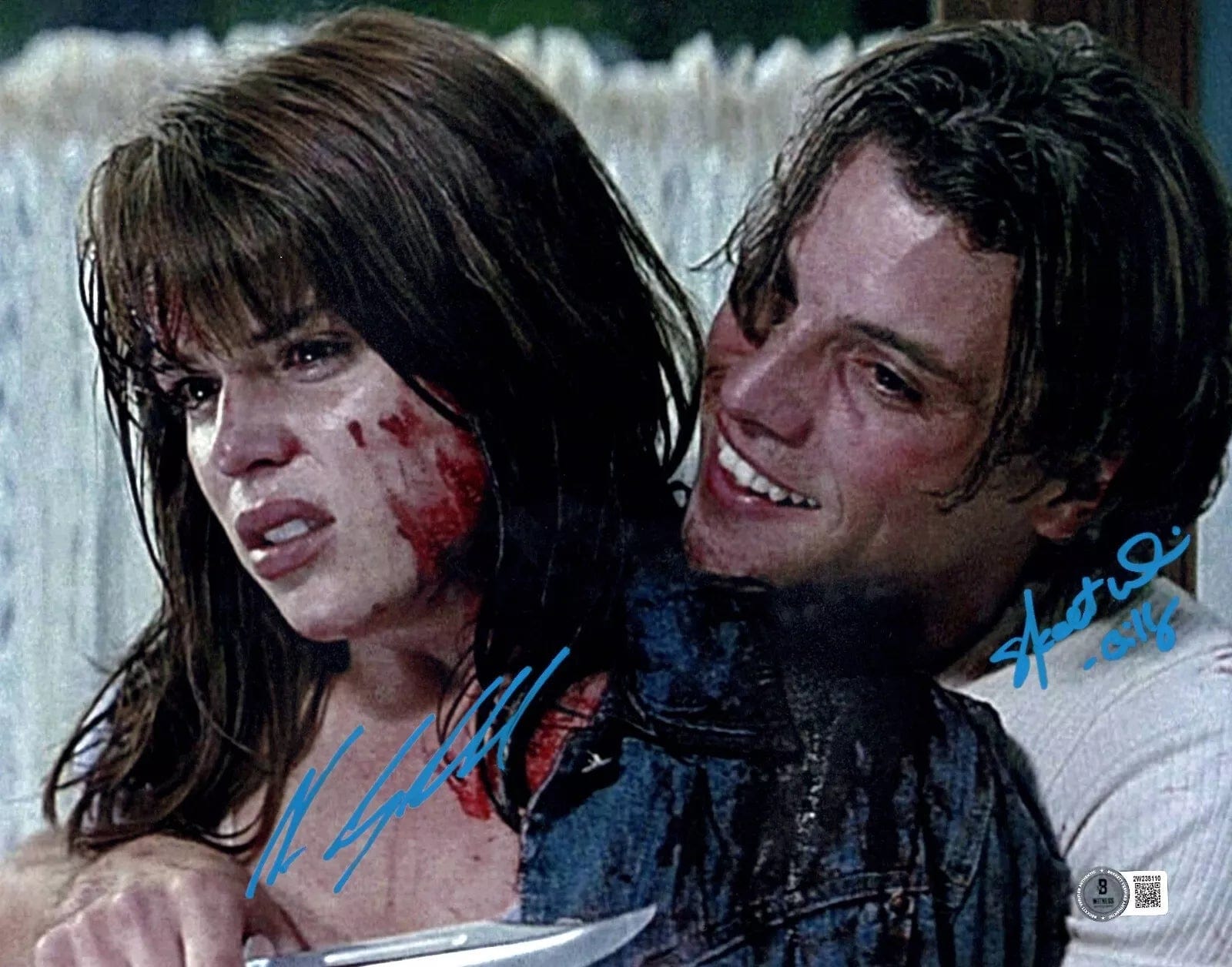 Neve Campbell & Skeet Ulrich Autographed 11x14 Photo