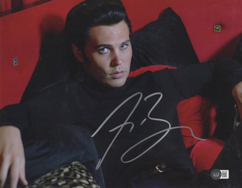 Austin Butler Authentic Autographed 11x14 Photo Beckett COA