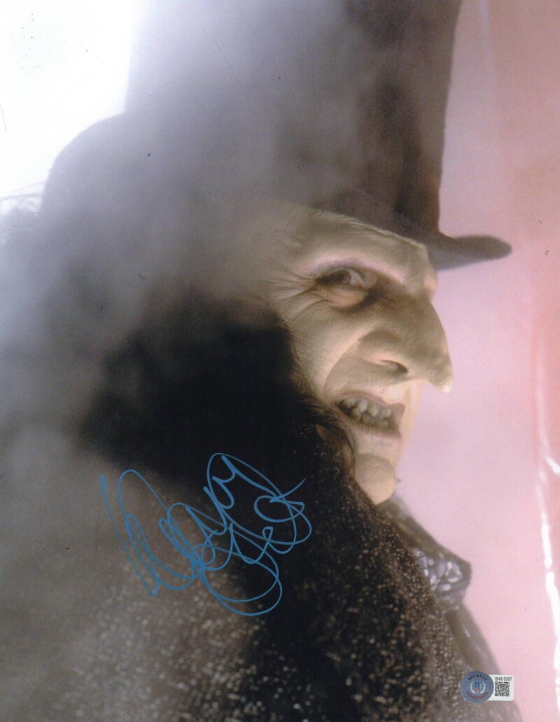 Danny DeVito Autographed 11x14 Photo | DC