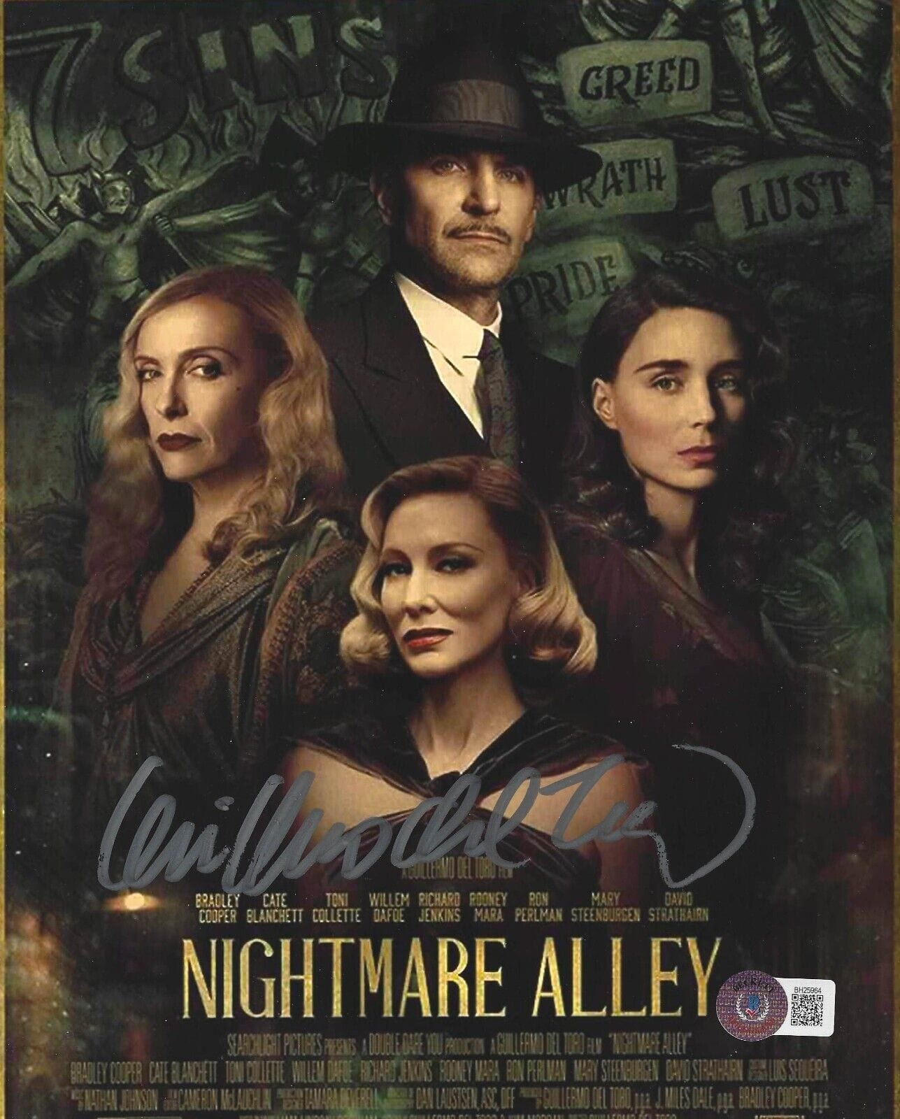 Guillermo Del Toro Signed 8x10 Photo - Beckett