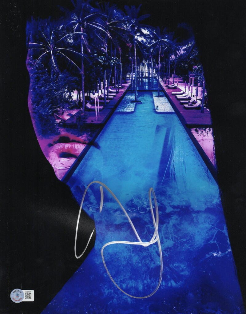 Mia Goth Signed 11x14 Photo - Beckett COA