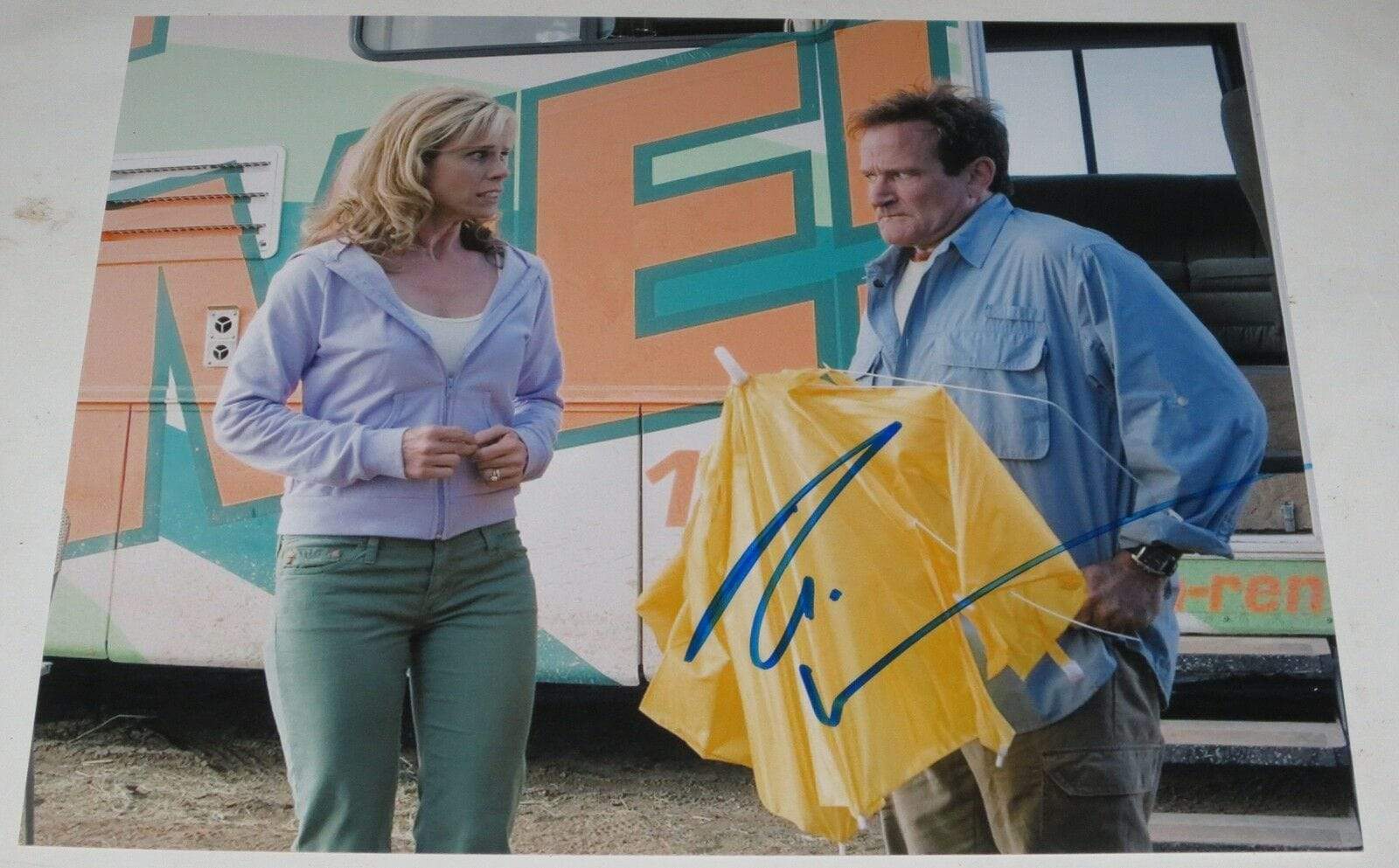 Robin Williams Authentic Autographed 8x10 Photo PTS COA