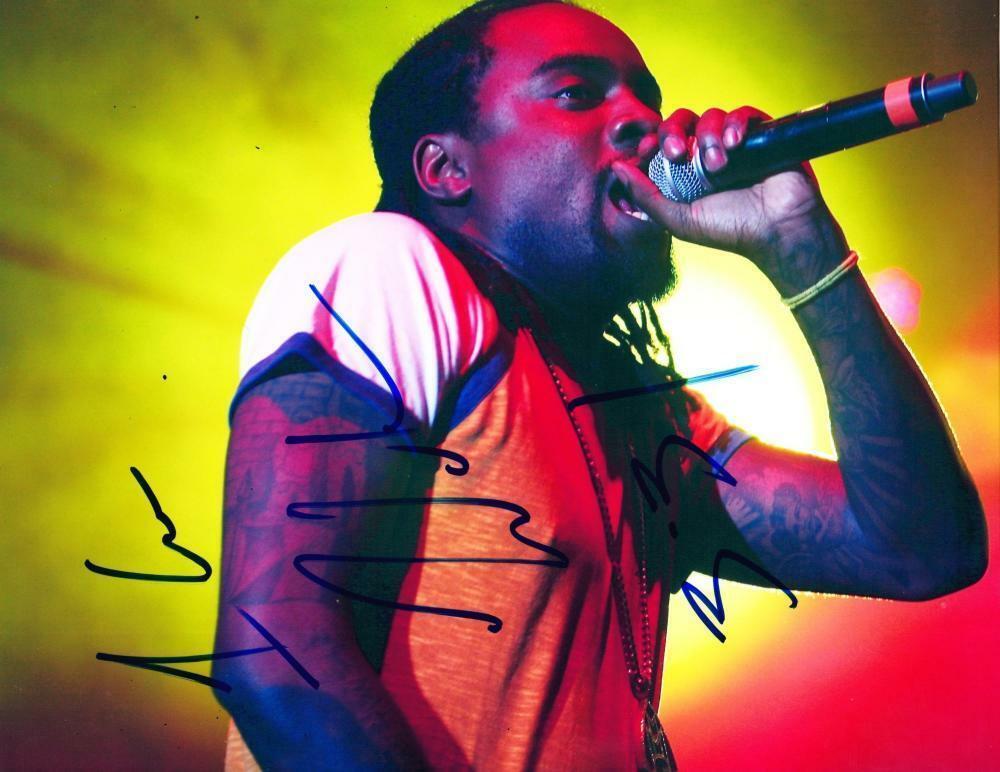 Wale Authentic Autographed 8x10 Photo PTS COA